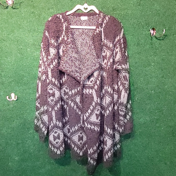 POL | Sweaters | 728 Nwot Pol Charcoal And Cream Patterned Cardigan ...